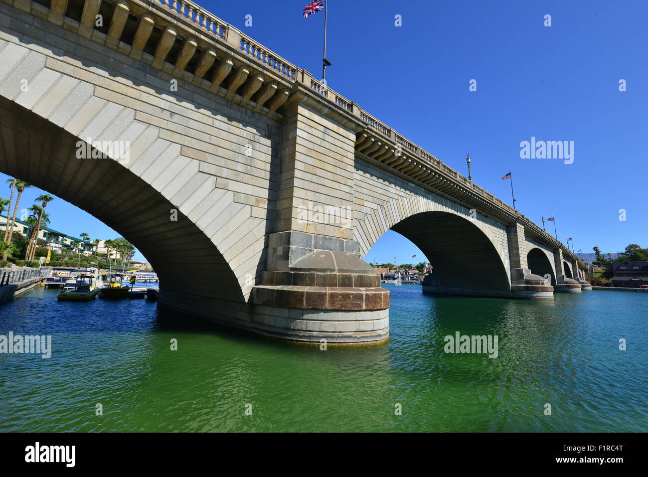 London Bridge on Lake Havasu in Arizona in late summer Stock Photo - Alamy