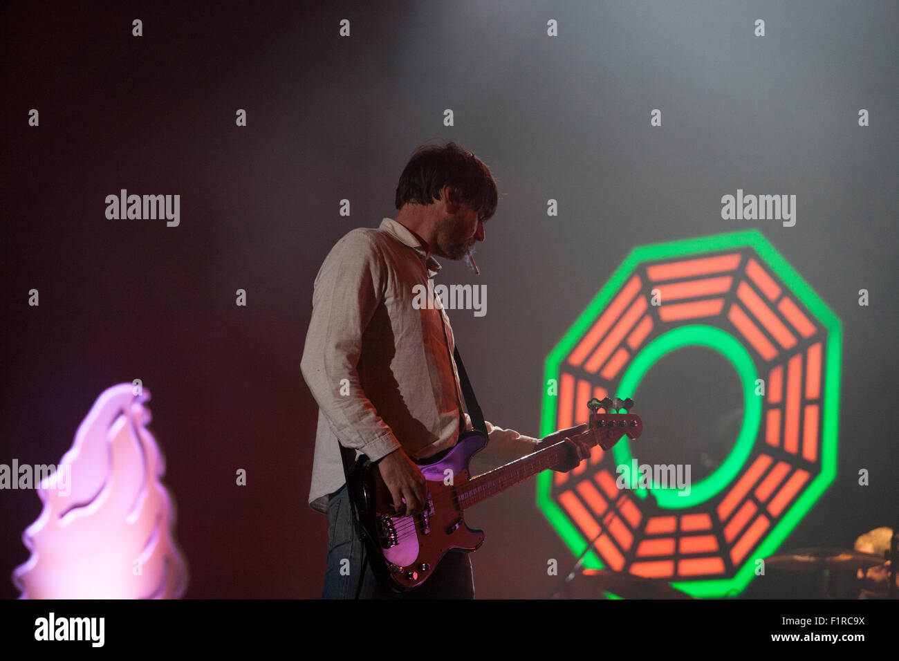 Alex james blue hi-res stock photography and images - Alamy