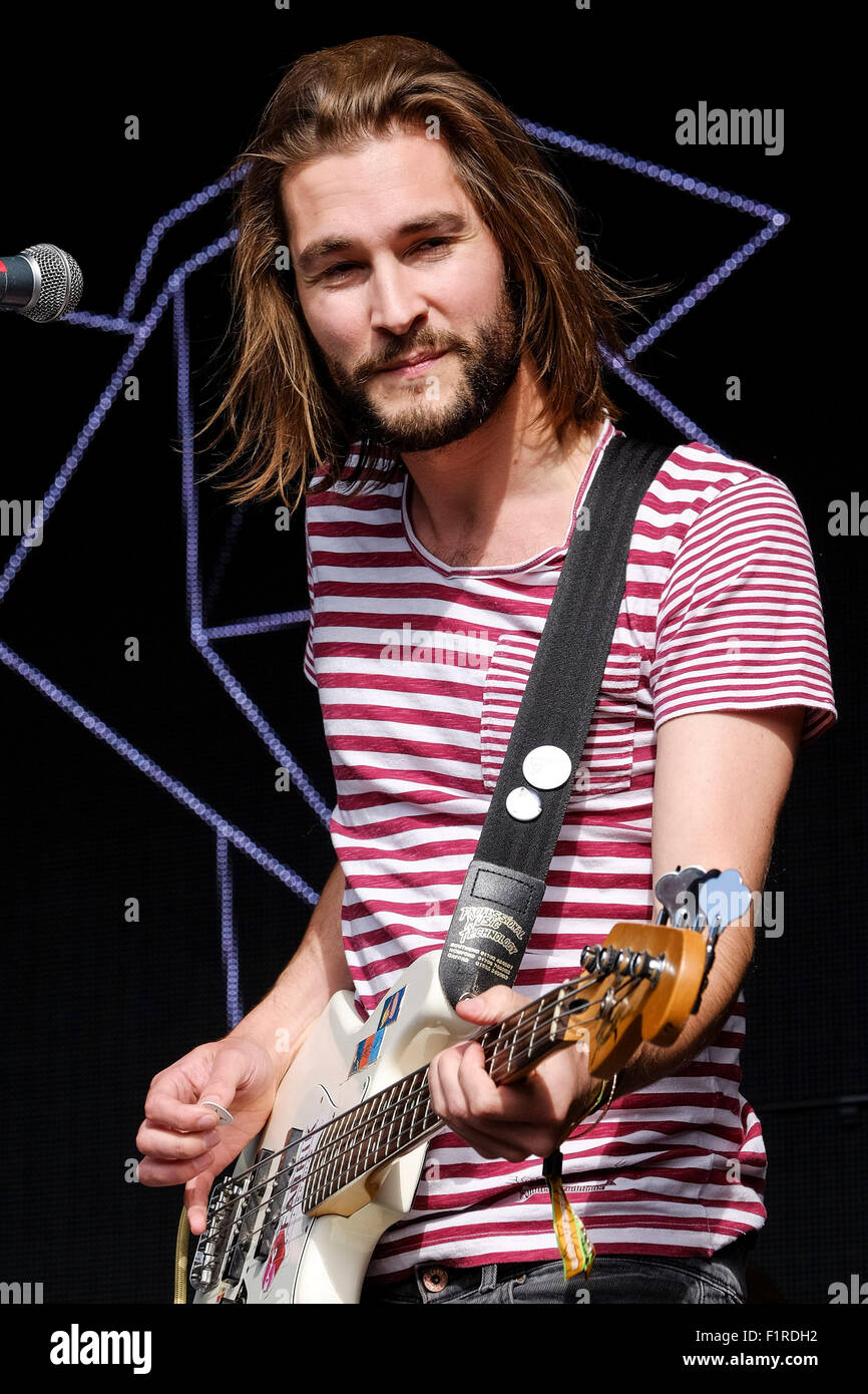 Oli steadman hi-res stock photography and images - Alamy