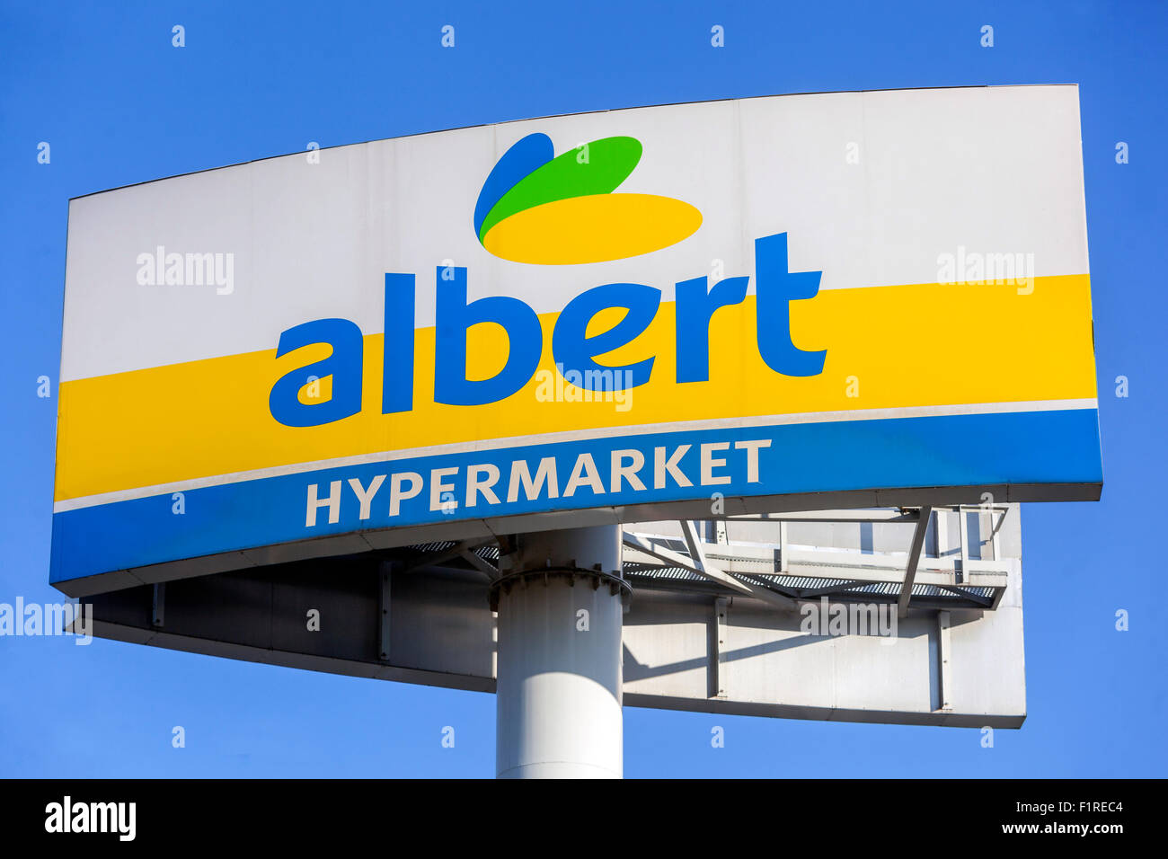 Hypermarket hi-res stock photography and images - Alamy