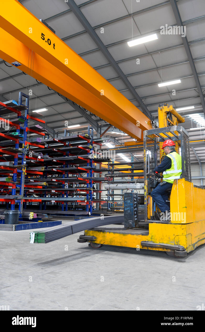 Steel warehouse racking side loading hi-res stock photography and ...