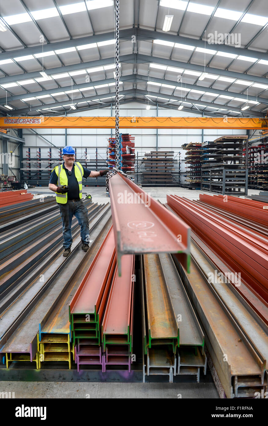 Thomas Graham, steel warehouse. Girders overhead crane Stock Photo - Alamy