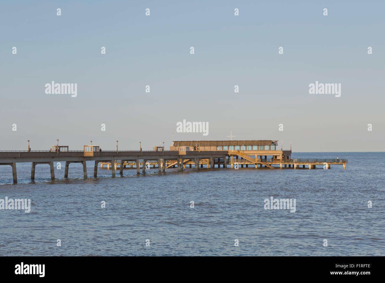 Deal pier hi-res stock photography and images - Alamy