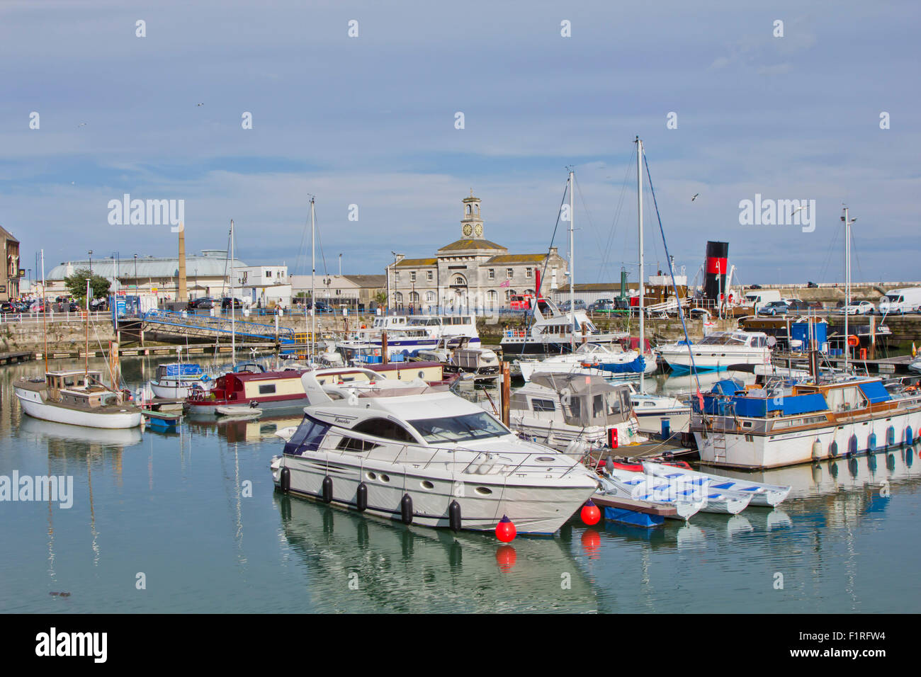 Ramsgate harbour hi-res stock photography and images - Alamy