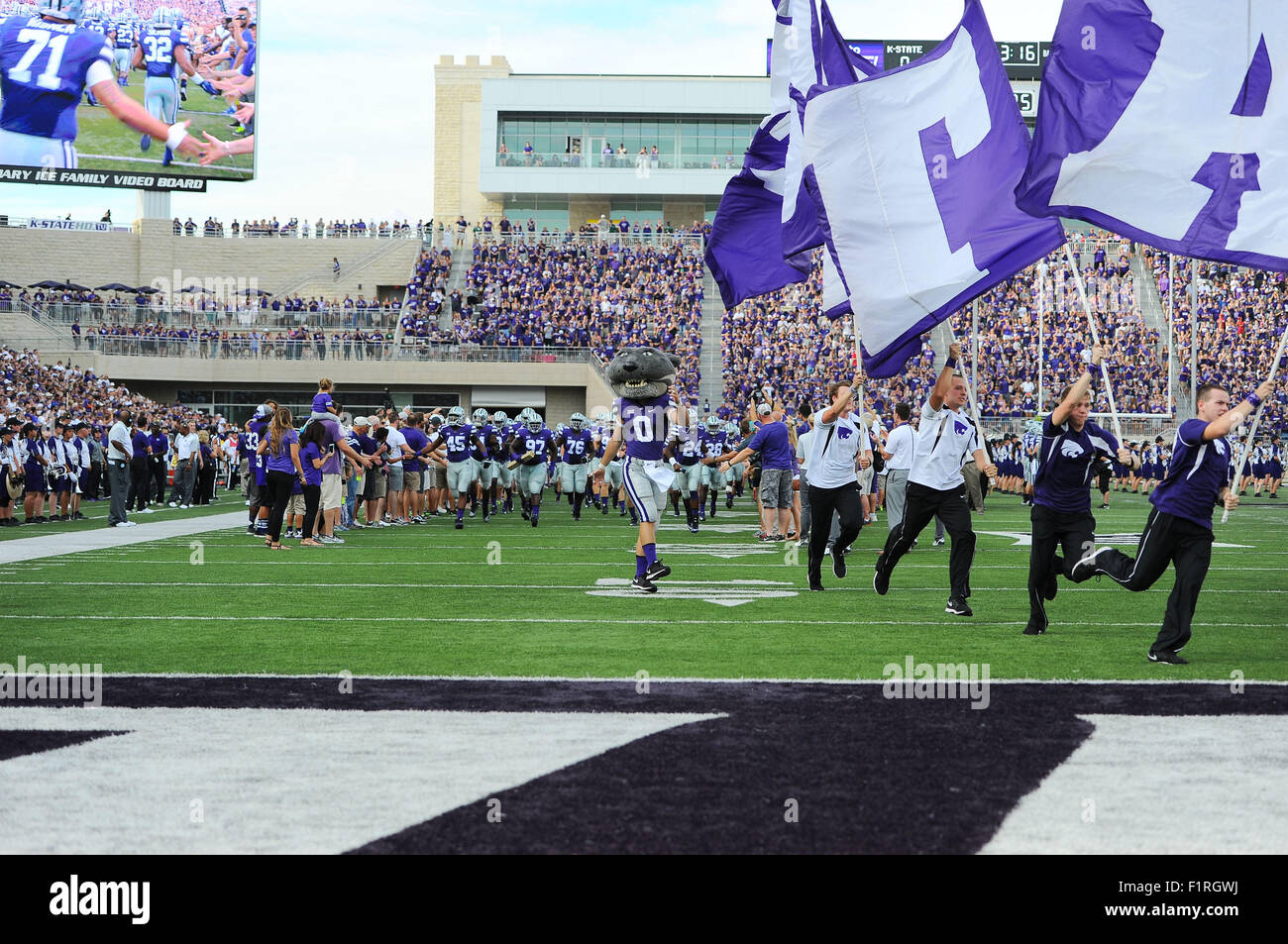 Manhattan, Kansas, USA. 05th Sep, 2015. Willie Wildcat Kansas State ...