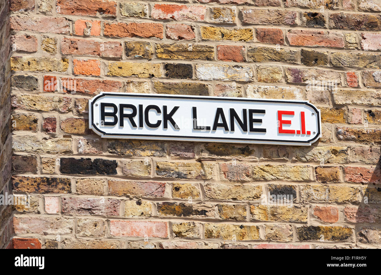 Famous Brick Lane street sign, London, England Stock Photo - Alamy