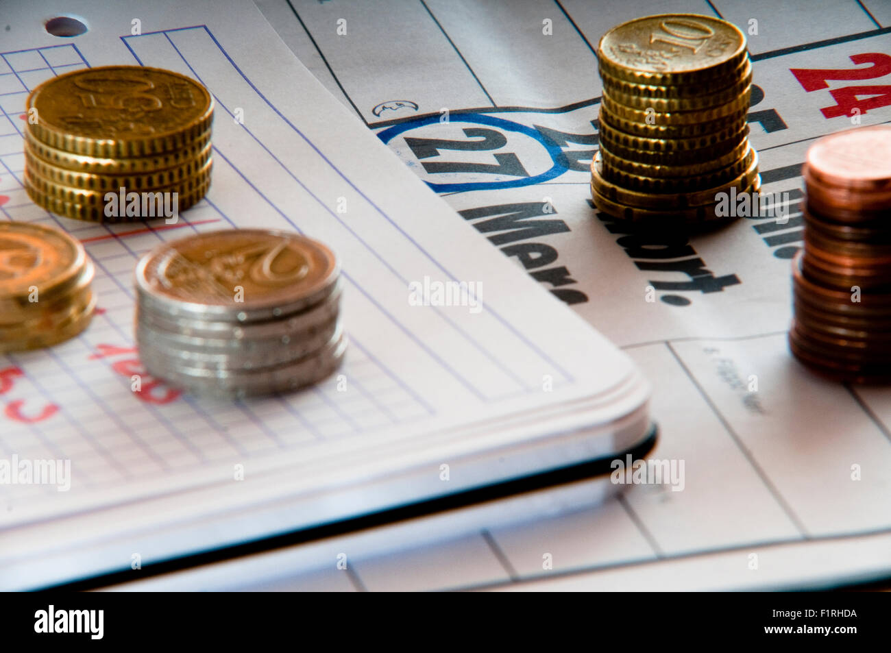 Pay as you drop hi-res stock photography and images - Alamy