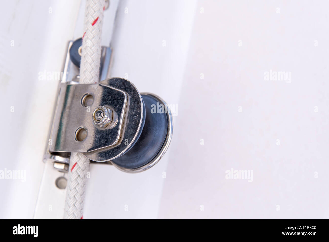 sailboat lines and pulleys Stock Photo - Alamy