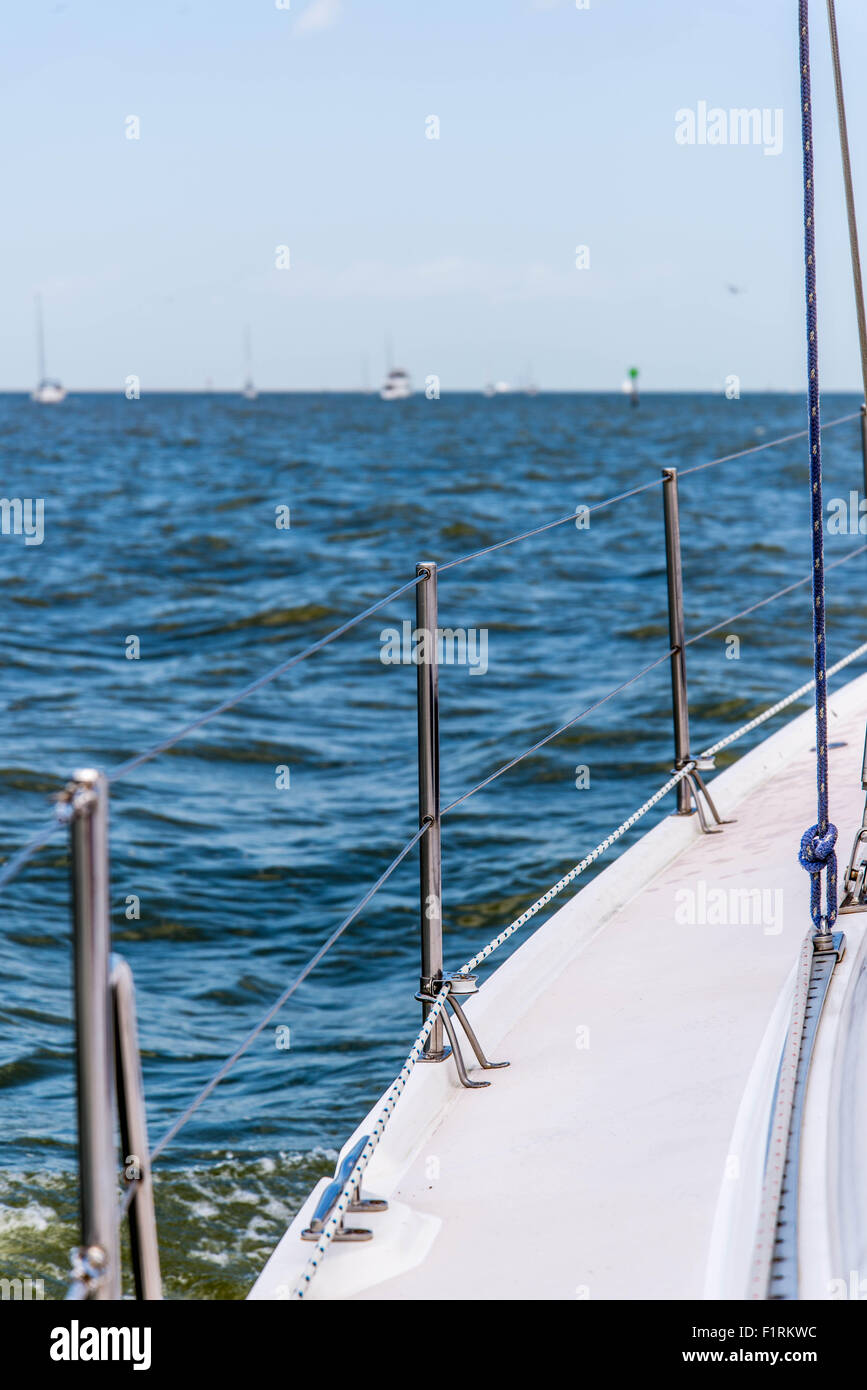 sailing a yacht in the open ocean Stock Photo - Alamy
