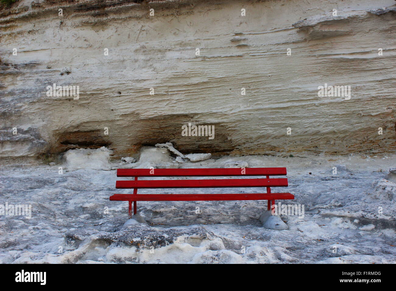 Wave cut bench hi-res stock photography and images - Alamy