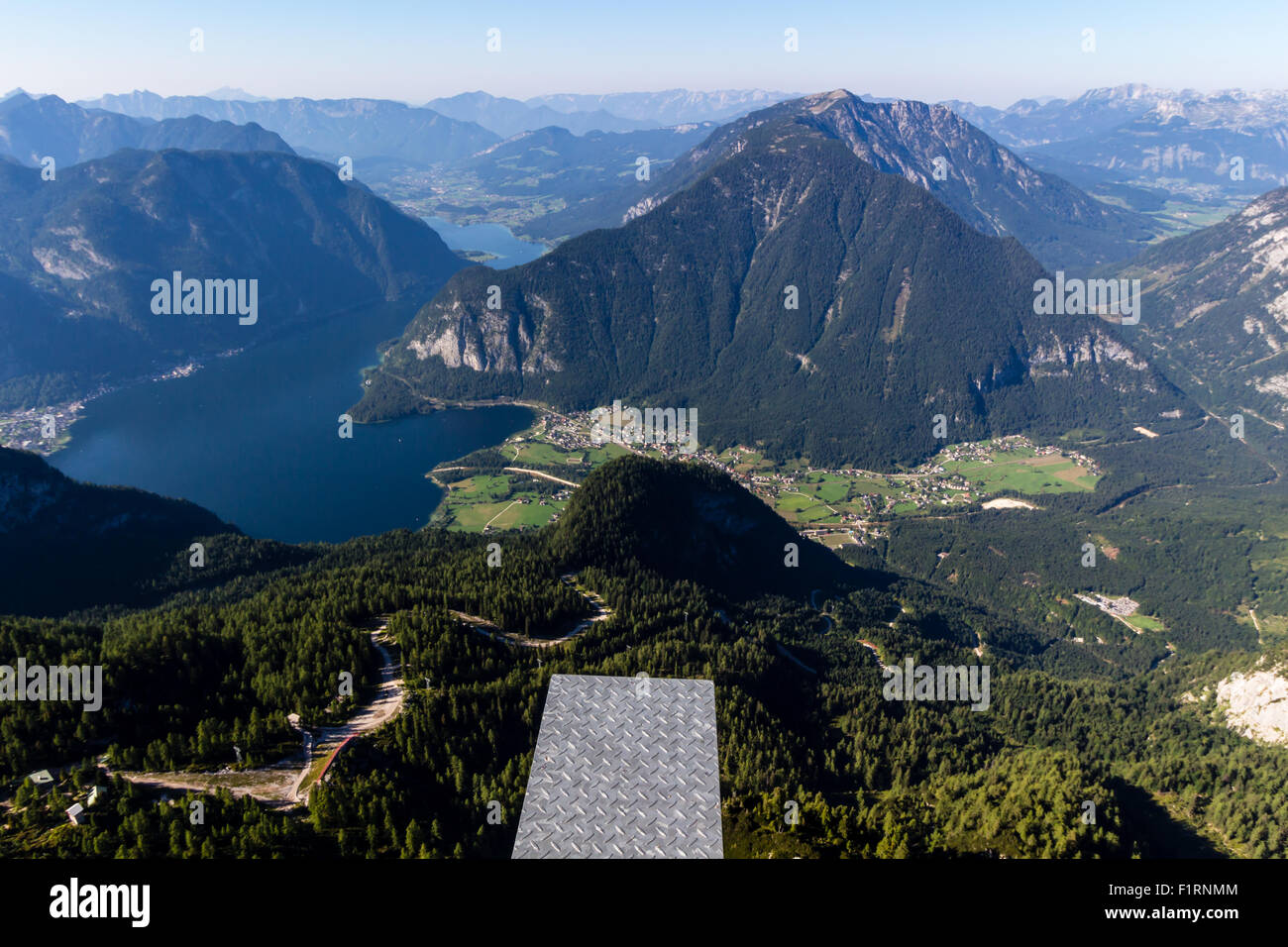 Beautiful Alps view from Dachstein Mountain, 5 Fingers viewing Platform ...