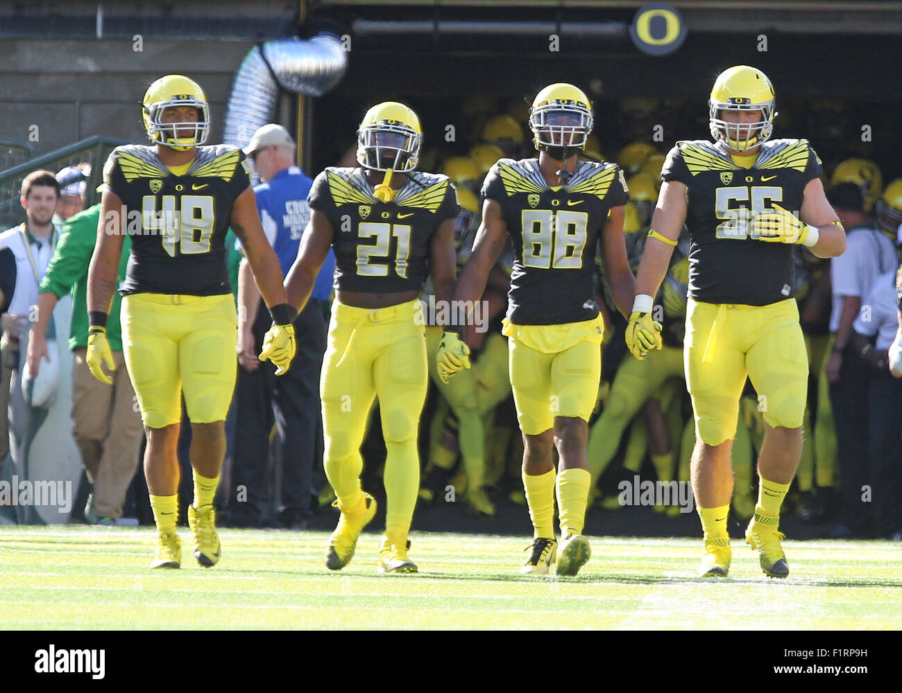 Oregon football stadium hi-res stock photography and images - Alamy