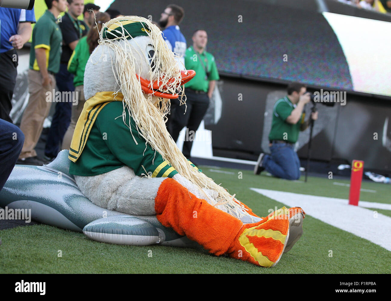 Autzen Stadium, Eugene, OR, USA. 5th Sep, 2015. The Oregon Duck sports ...