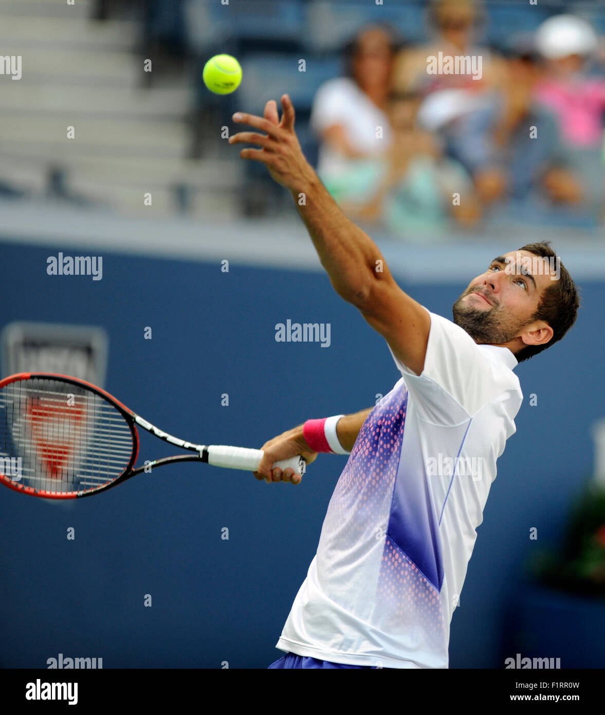 New York, USA. 6th Sep, 2015. Marin Cilic of Croatia serves to Jeremy ...