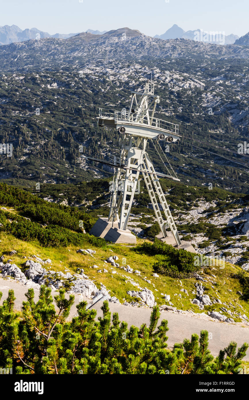 Beautiful Alps view from Dachstein Mountain, 5 Fingers viewing Platform ...