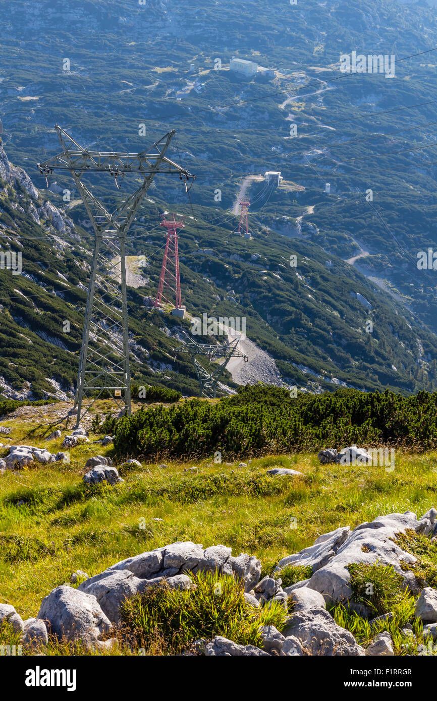 Beautiful Alps view from Dachstein Mountain, 5 Fingers viewing Platform ...