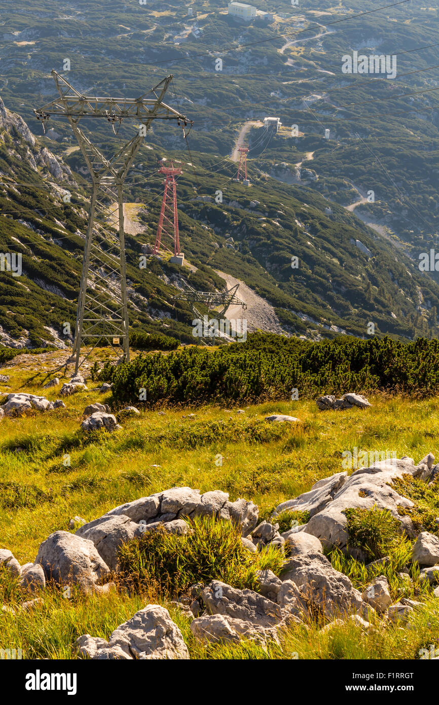 Beautiful Alps view from Dachstein Mountain, 5 Fingers viewing Platform ...