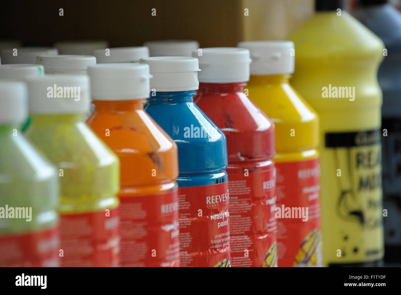 Paint bottles hi-res stock photography and images - Alamy