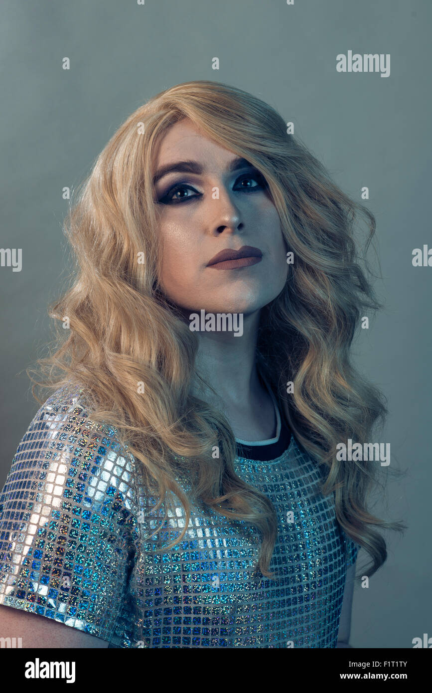 Drag artists hi-res stock photography and images - Alamy