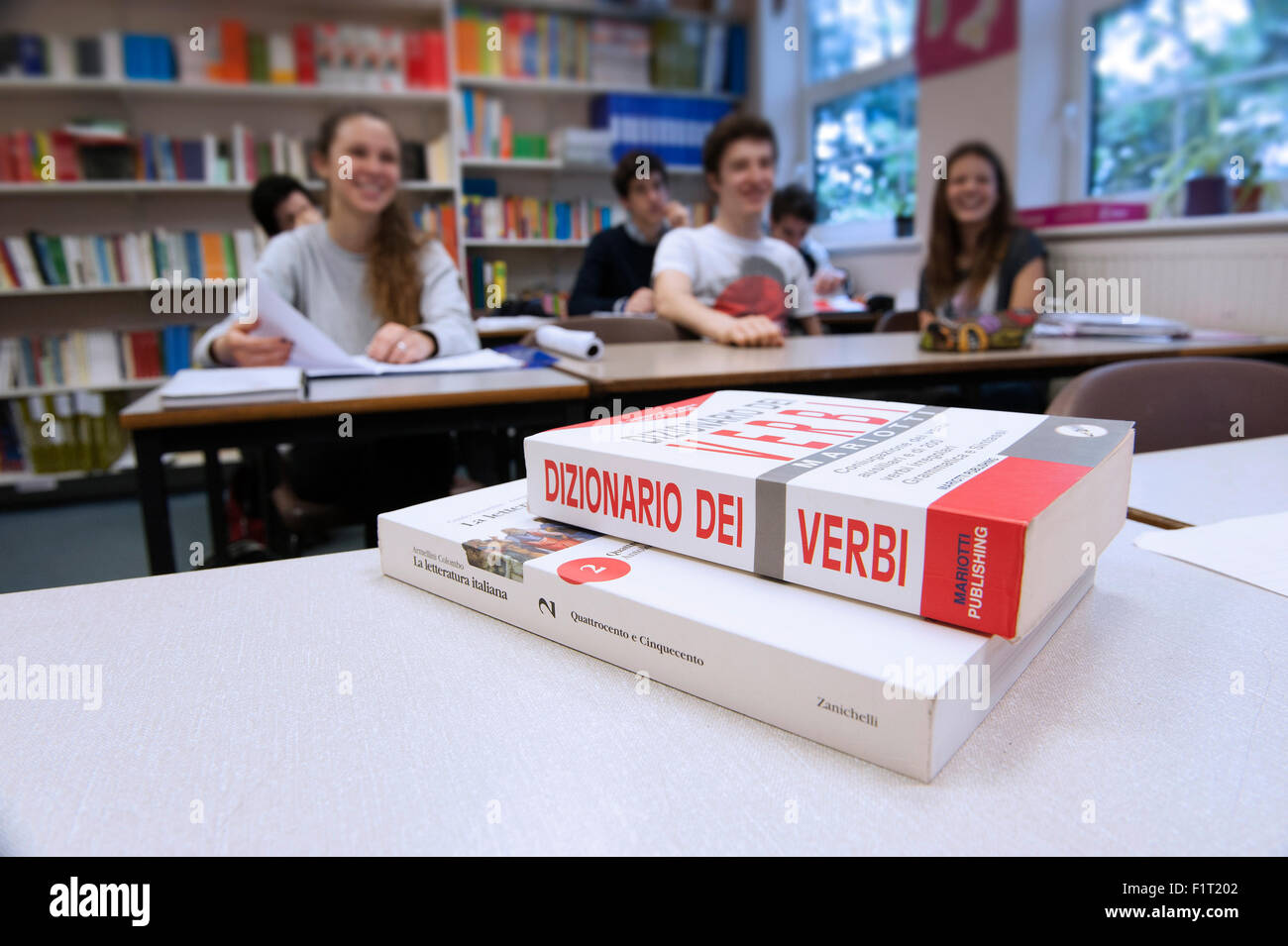 Italian students college hi-res stock photography and images - Alamy