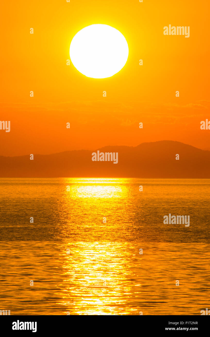 Otter Point at sunset, Cape Maclear, UNESCO World Heritage Site, Lake ...