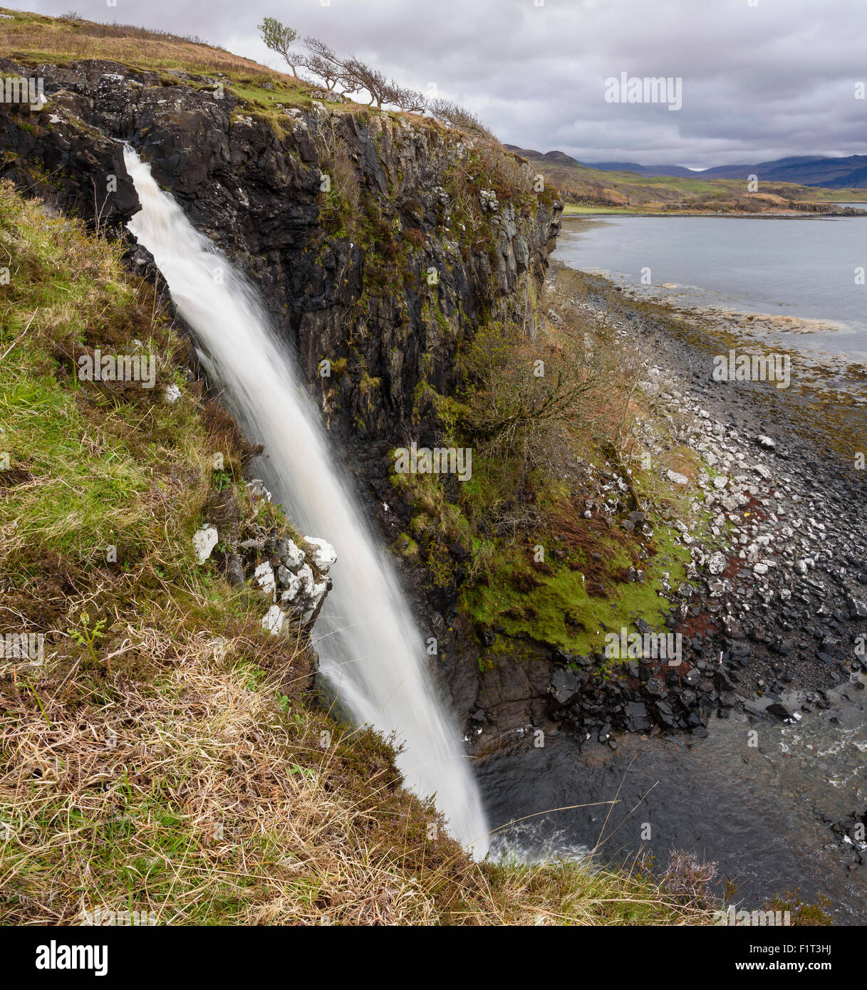 Eas fors waterfall isle mull hi-res stock photography and images - Alamy