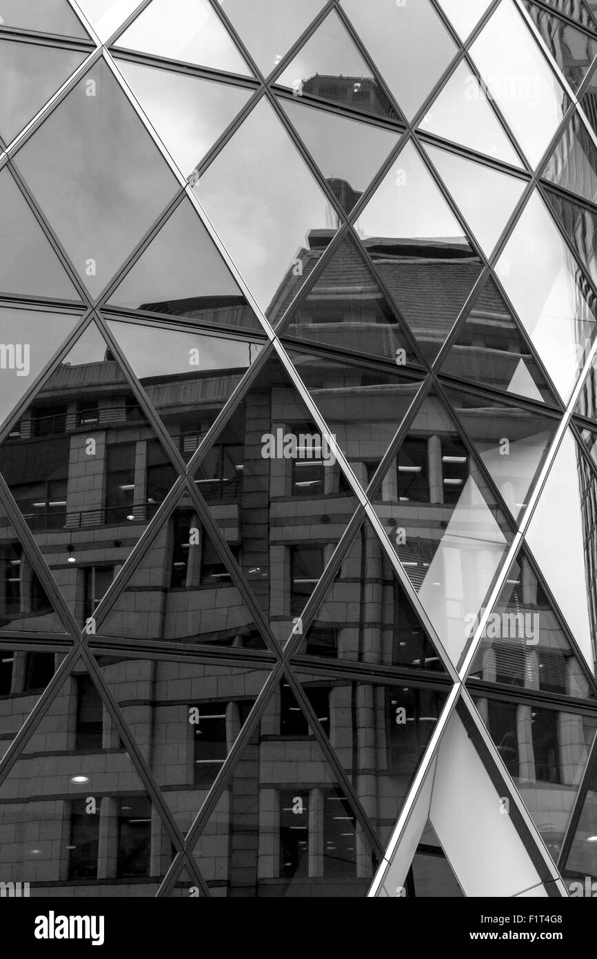 Triangle shaped building hi-res stock photography and images - Alamy