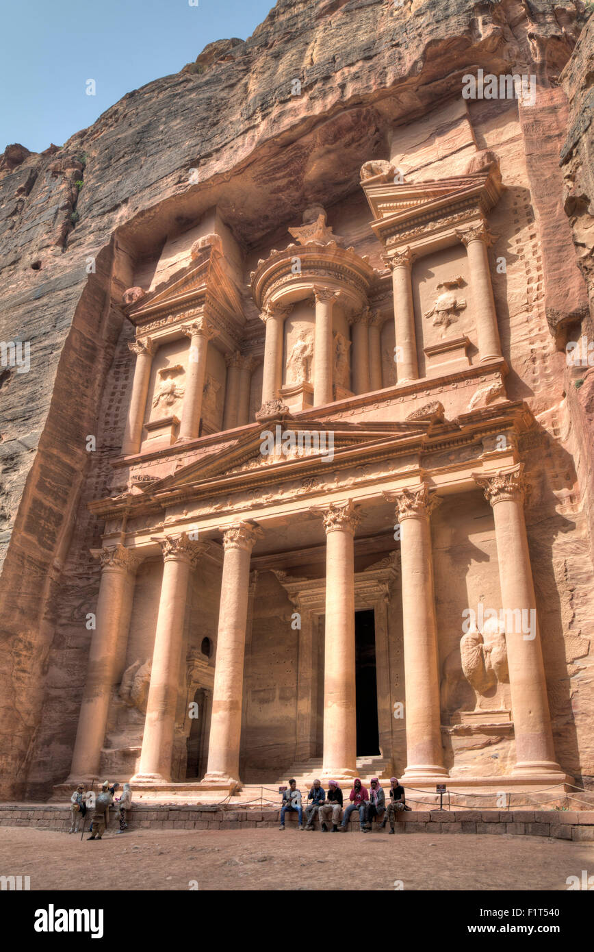 Tourists in Front of the Treasury, Petra, Jordan Stock Photo - Alamy