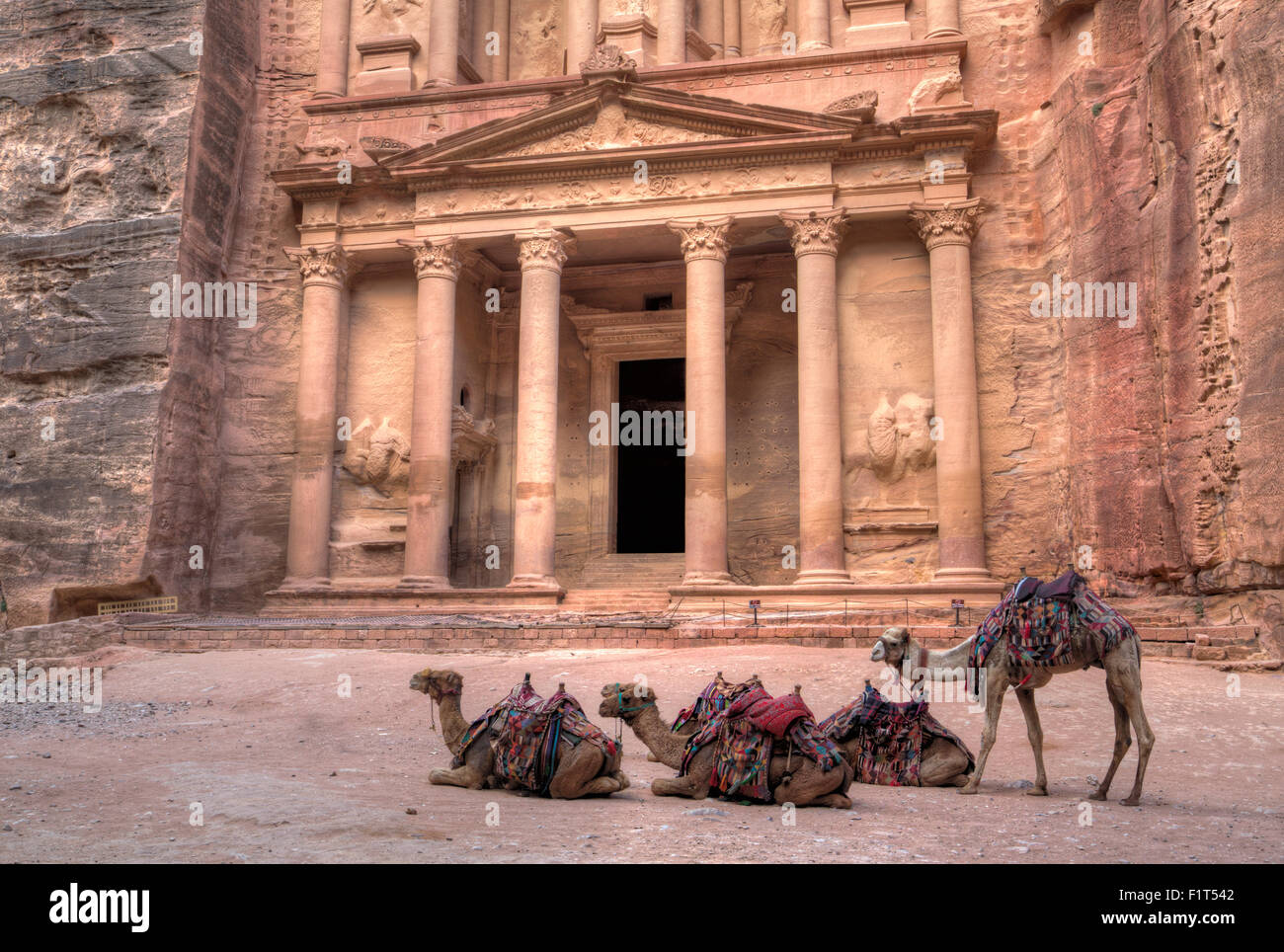 Famous heritage sites in jordan hi-res stock photography and images - Alamy