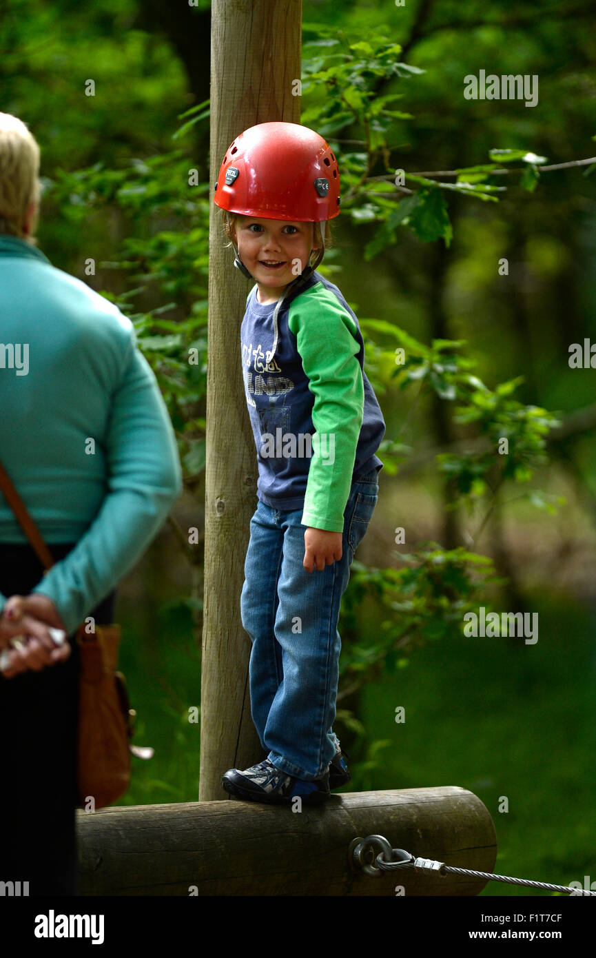 Action for children centre hi-res stock photography and images - Alamy
