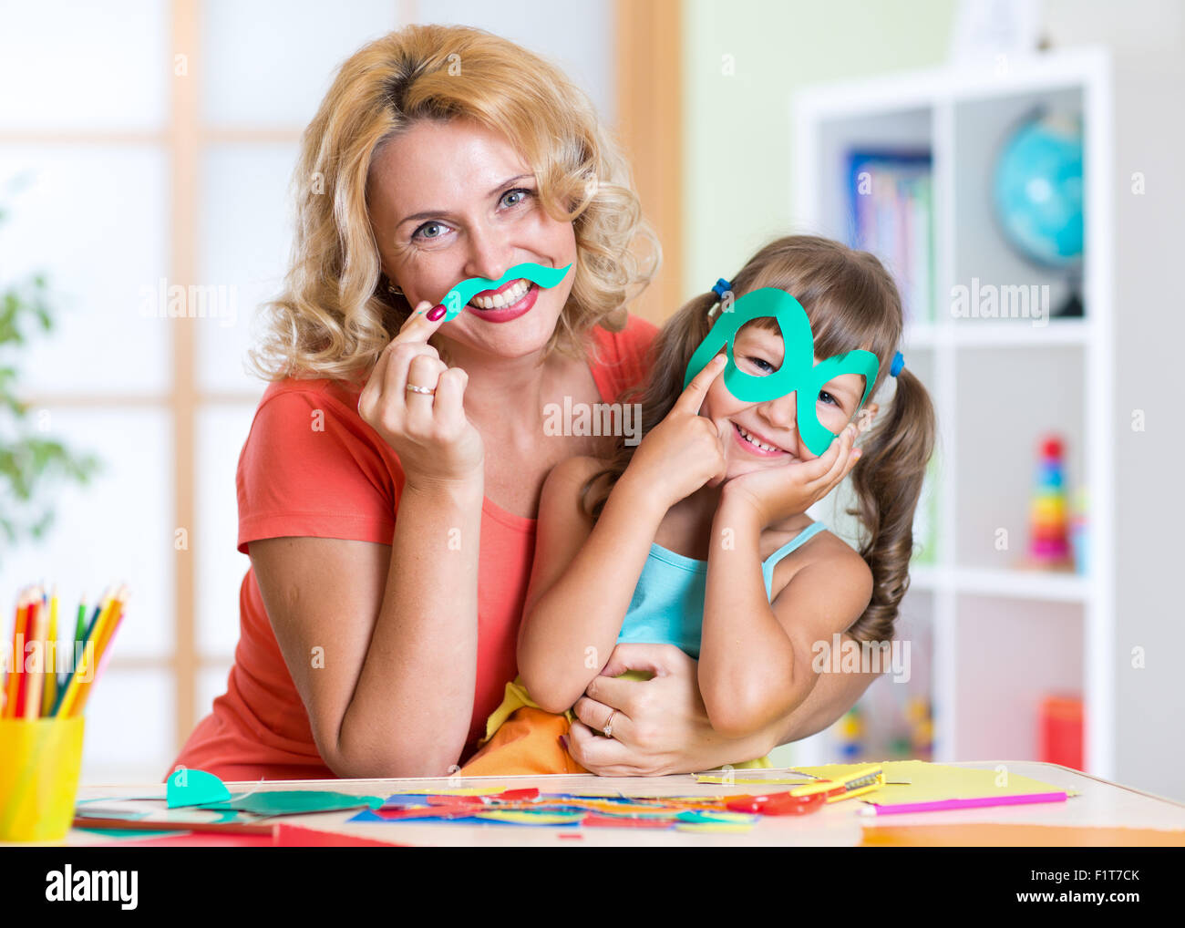 Child cutting out scissors paper hi-res stock photography and images ...