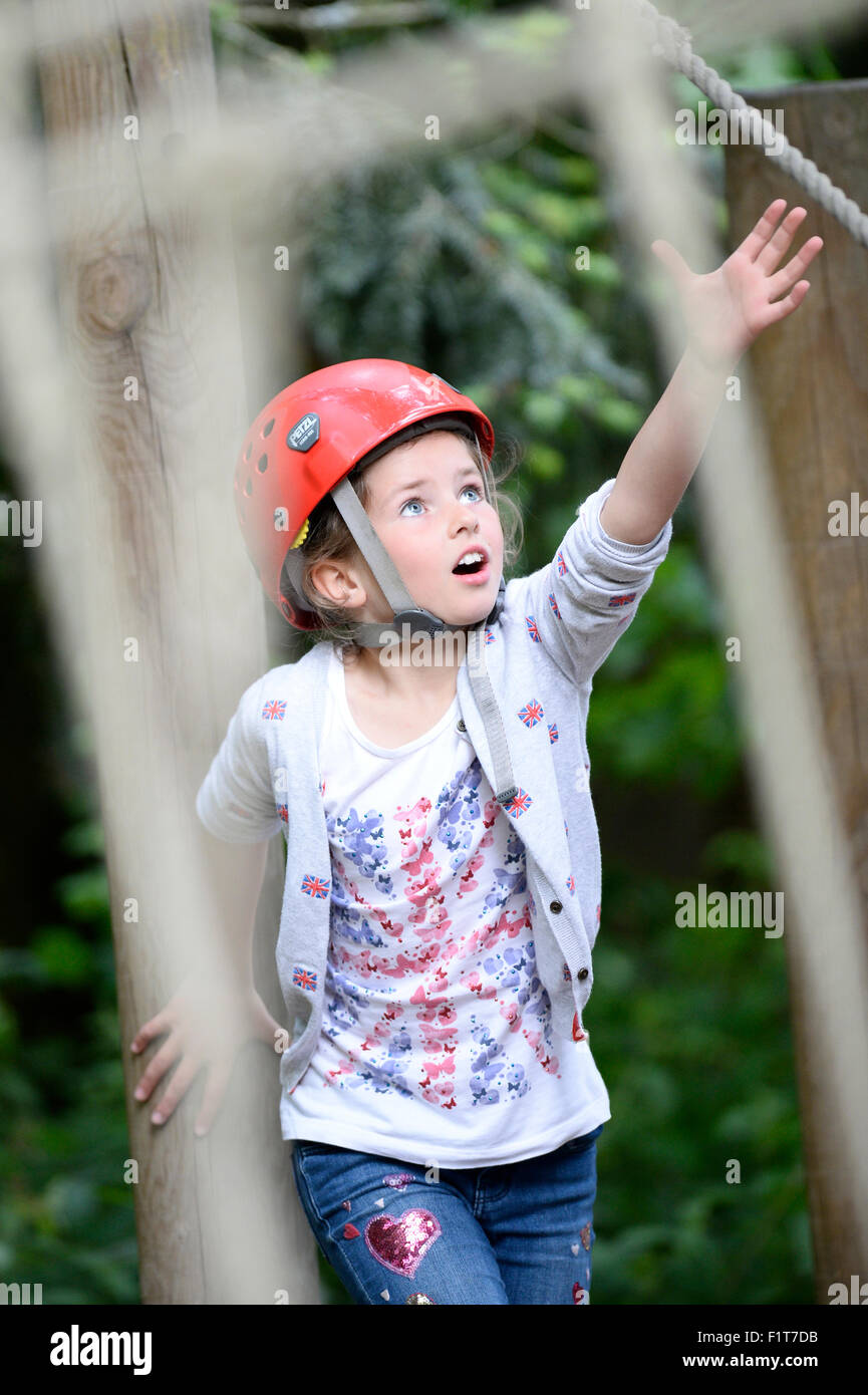 Children and exercise hi-res stock photography and images - Alamy