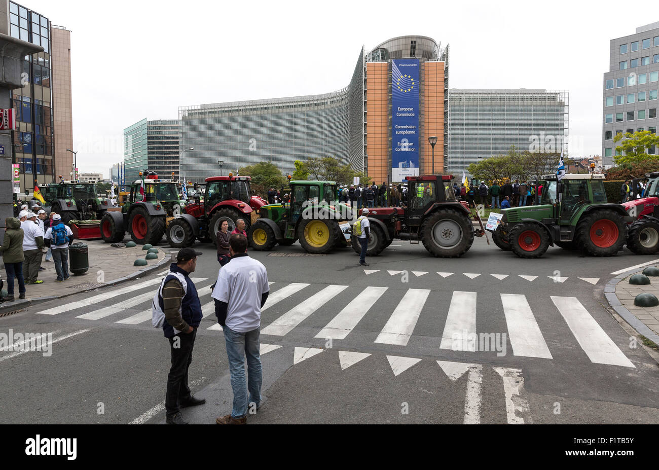 Brussels, Belgium. 07th Sep, 2015. European milk producer demonstration ...