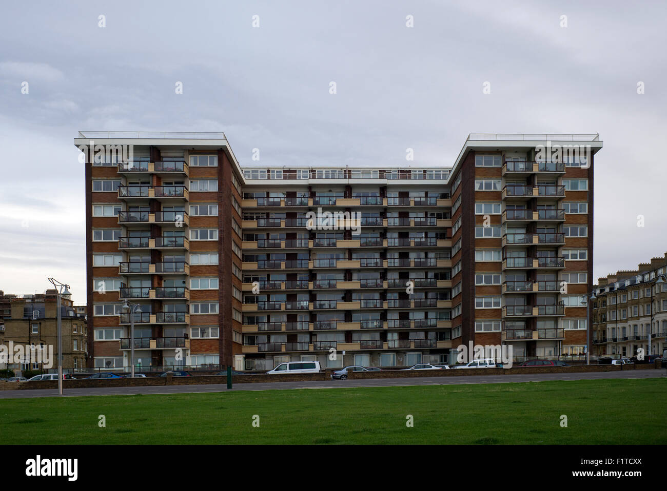 Kingsway court hi-res stock photography and images - Alamy