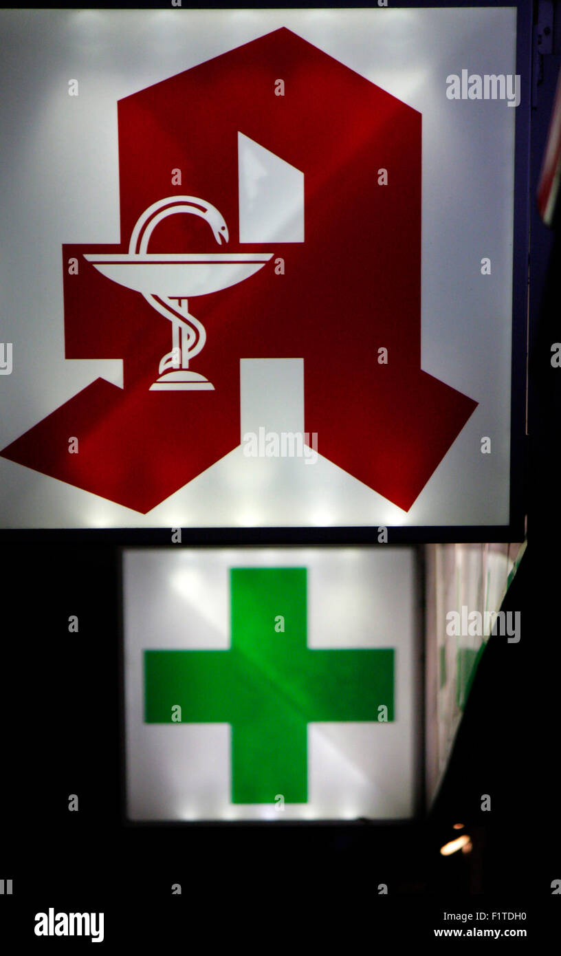 Pharmacy signage hi-res stock photography and images - Alamy