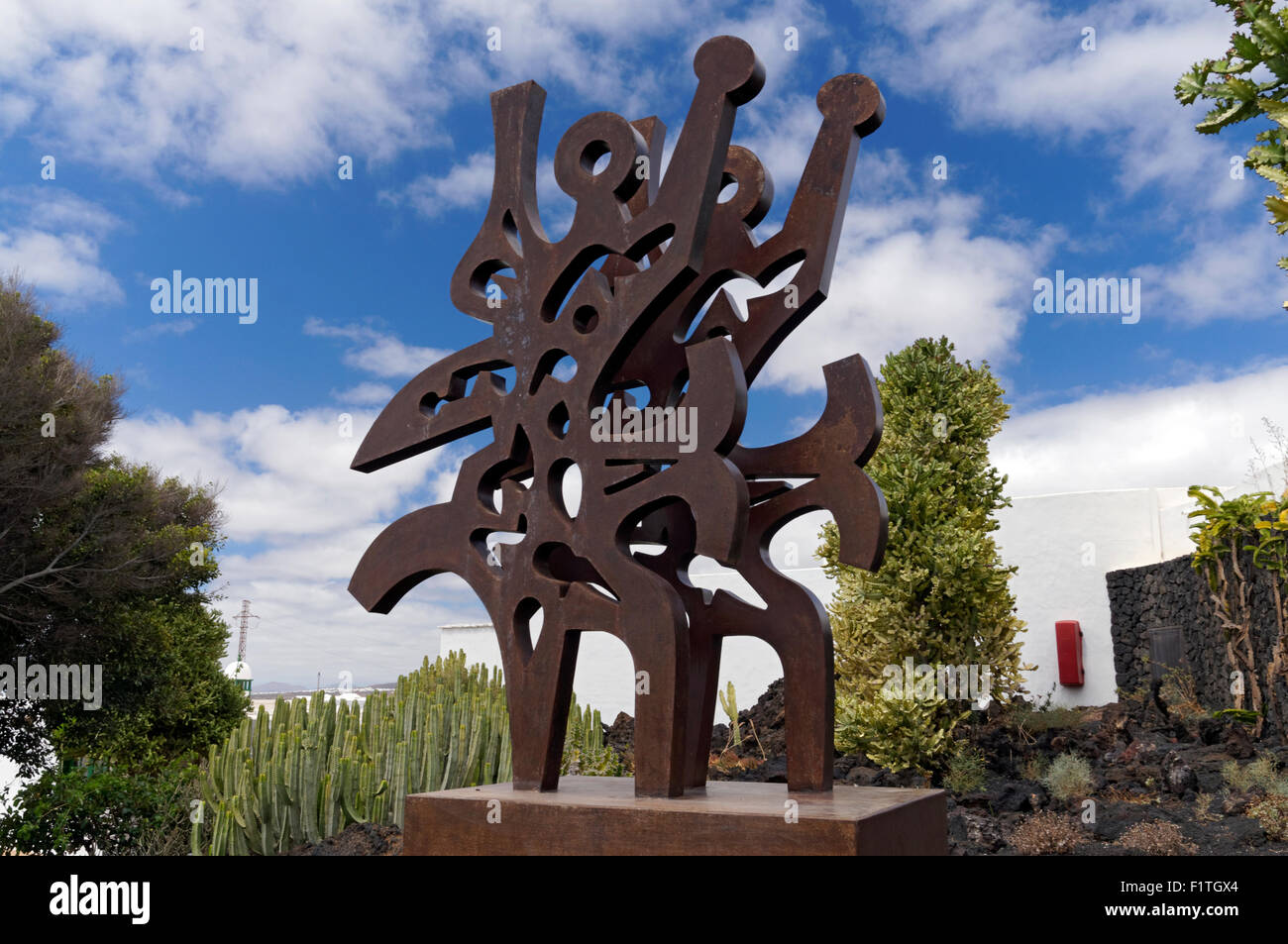 "El Triunfador"sculpture by Canarian artist Cesar Manrique, Fundacion ...
