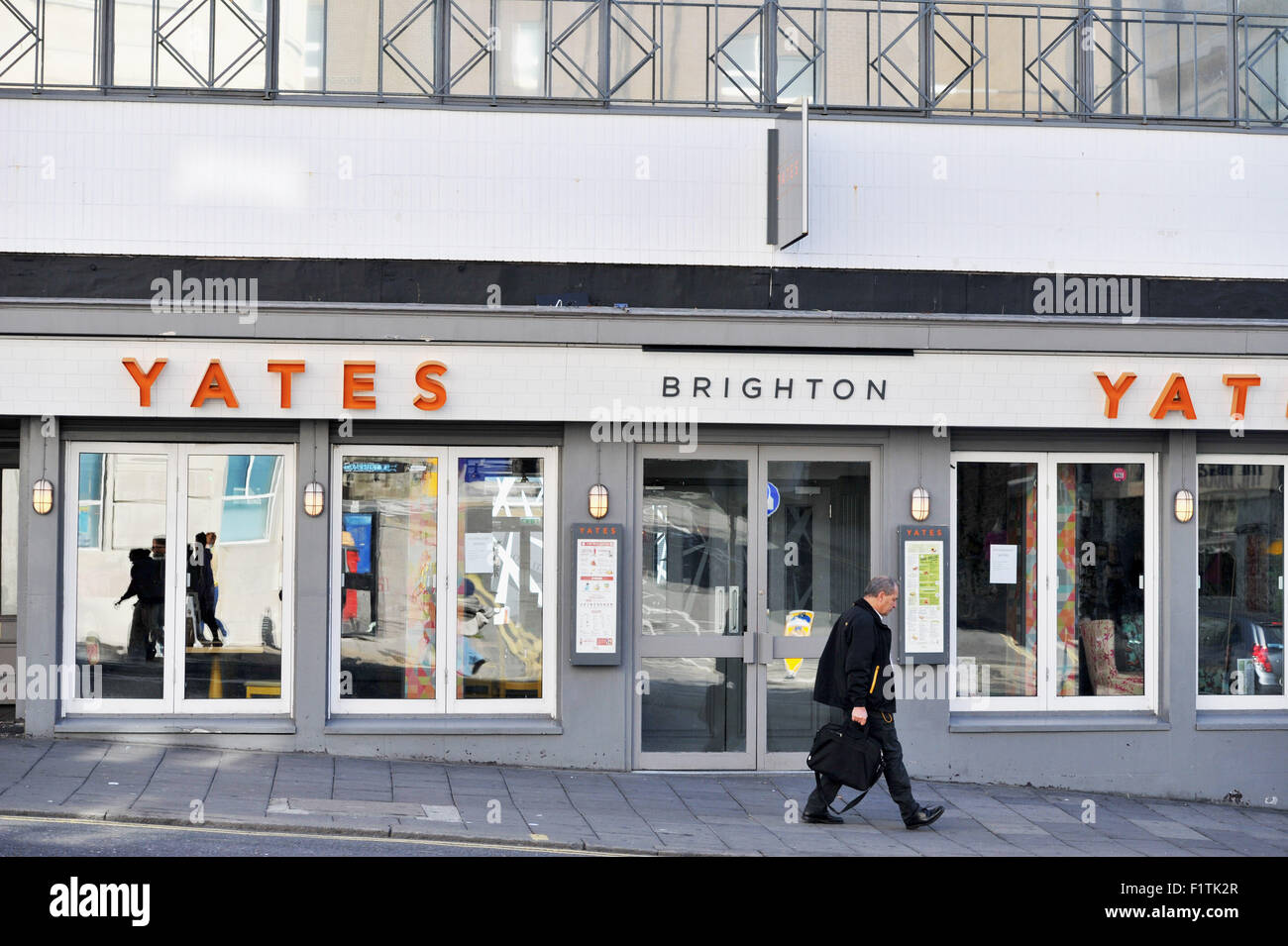 Yates street hi-res stock photography and images - Alamy