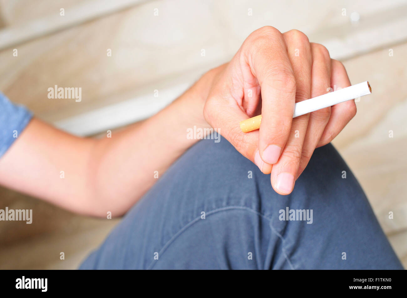 Unlit cigarette hi-res stock photography and images - Alamy