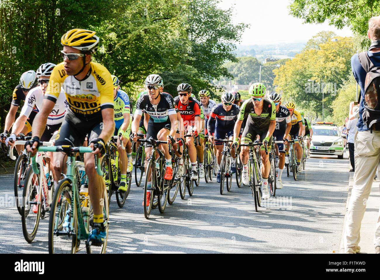 Ribble valley cyclists hi-res stock photography and images - Alamy