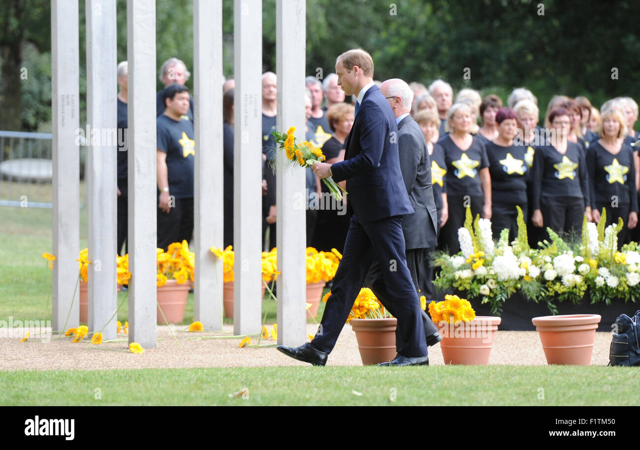 Prince William arrives at the afternoon service for London 7/7 bombings ...