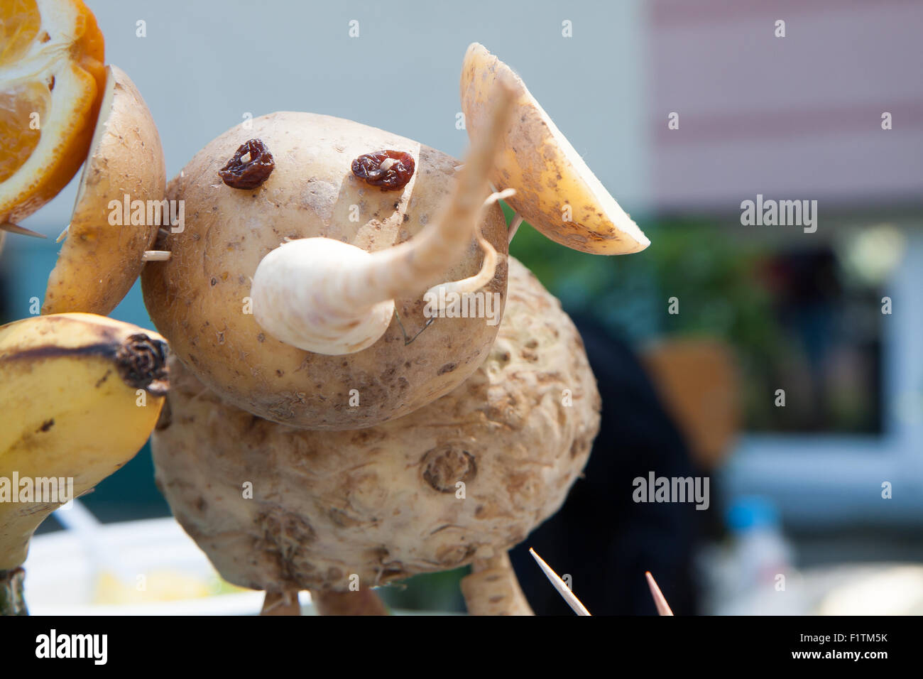 The figures of various animals made from fruits and vegetables Stock ...
