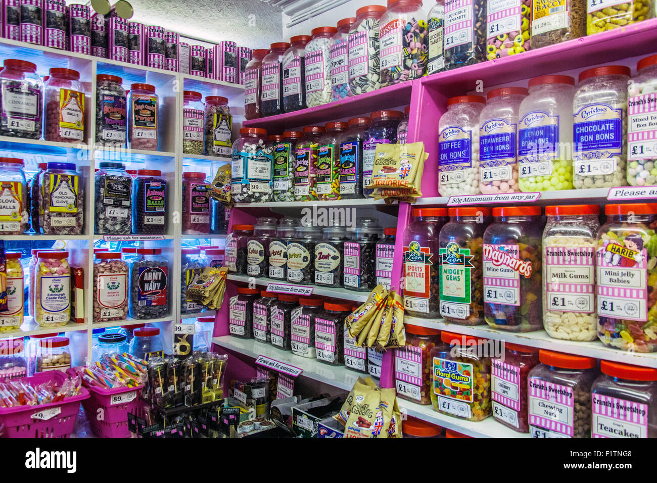 Jars sweets sweetshop hi-res stock photography and images - Alamy
