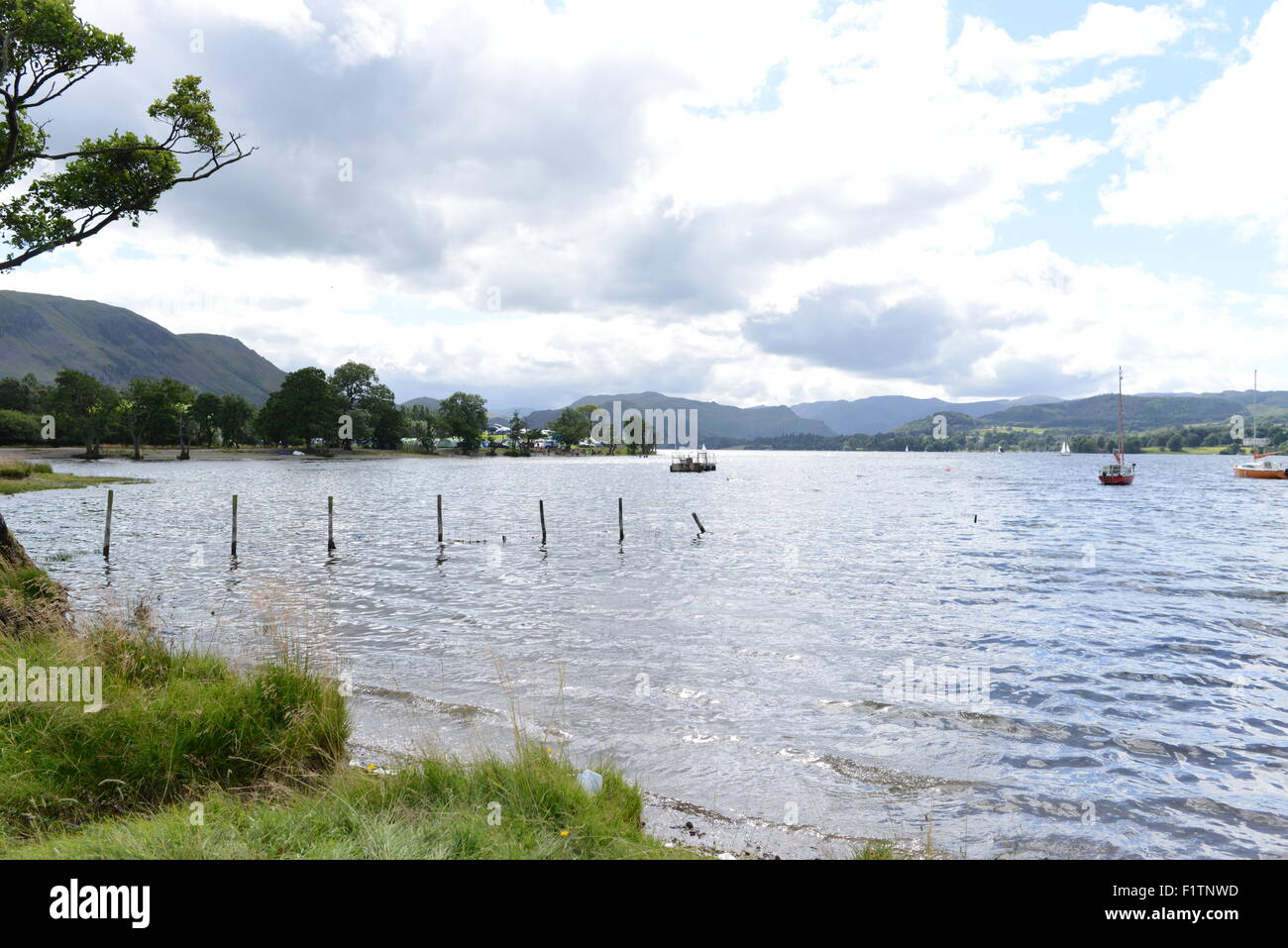A STUNNING VIEW OVER THE LAKE AT ULLSWATER IN CUMBRIA Stock Photo - Alamy