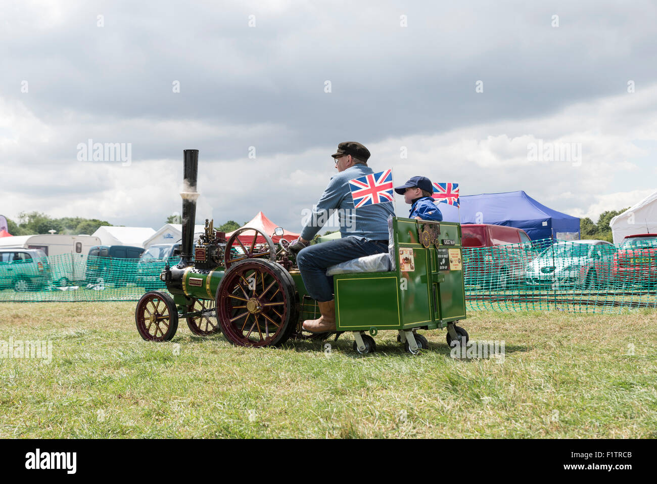 Miniature Charles Burrell steam traction engine Duchess at Stow cum Quy ...