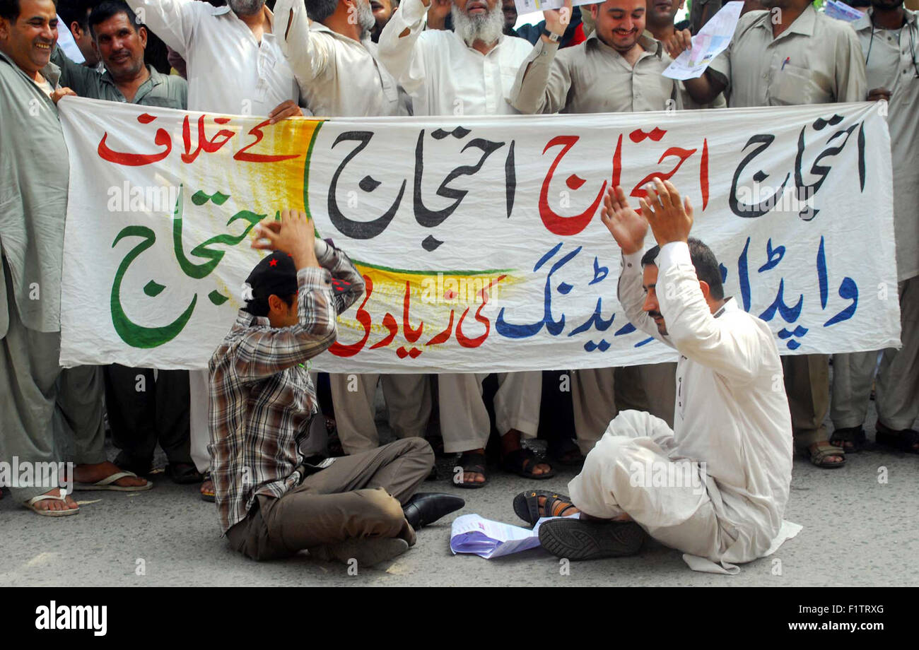 Residents of Gujranwala chant slogans against over charges on ...