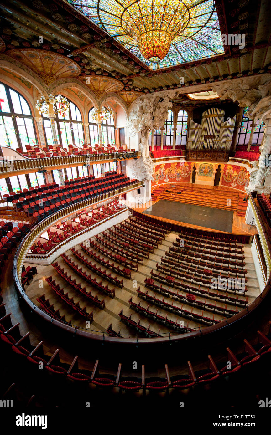Concert hall overview hi-res stock photography and images - Alamy