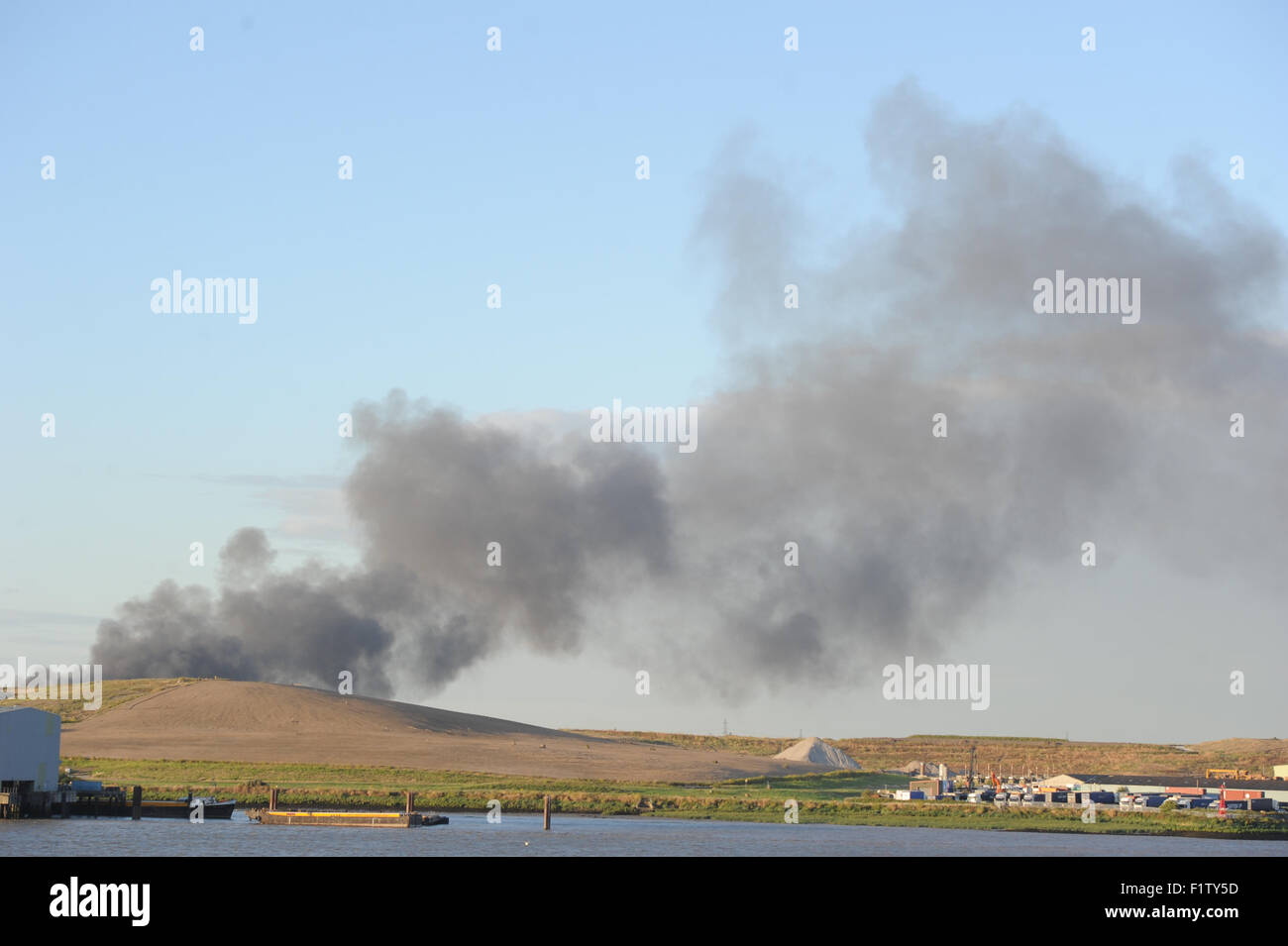 Fire seen in Rainham essex from Erith Kent smoke fillling the sky ...