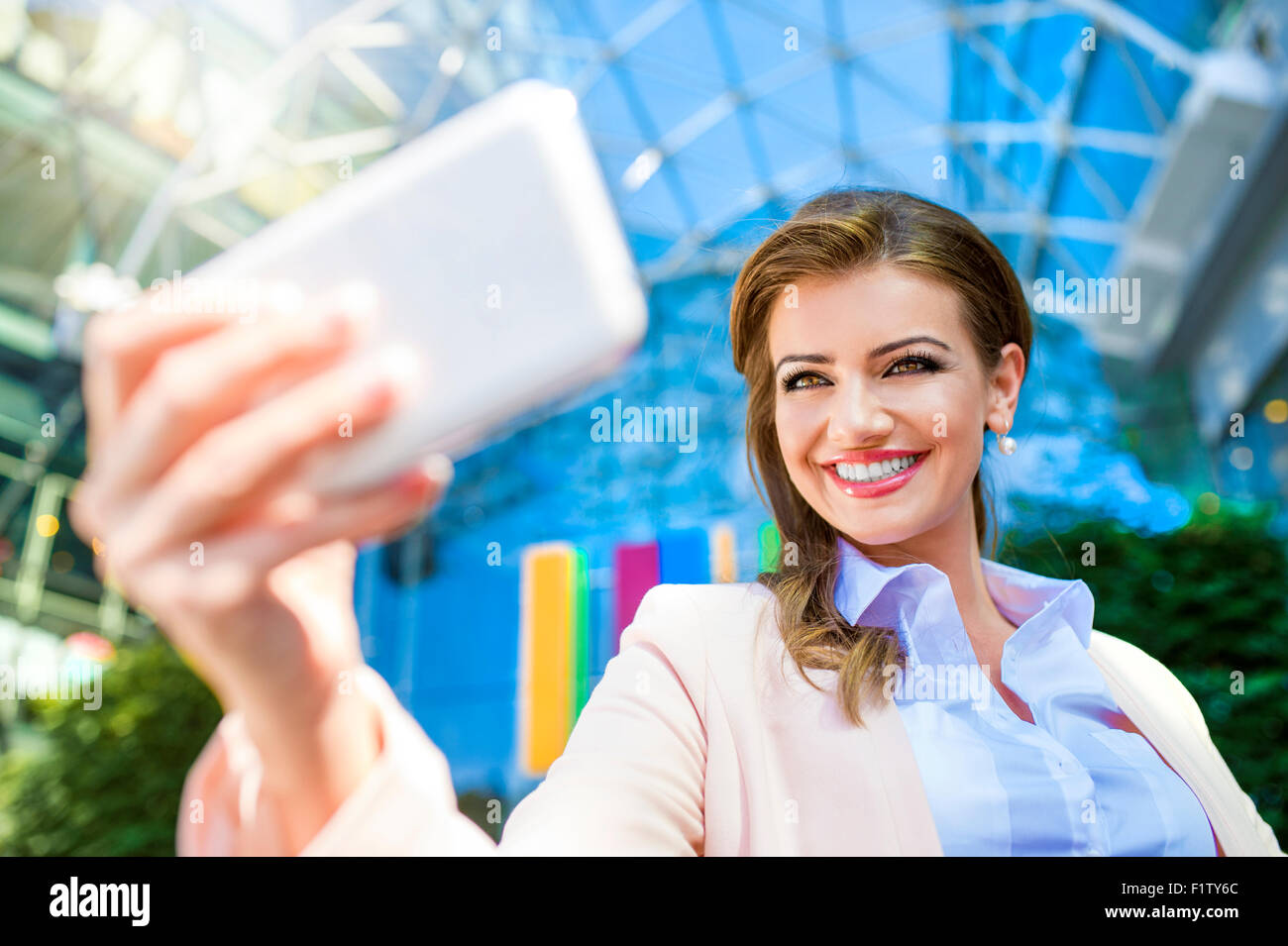 Photo attractive successful woman hi-res stock photography and images ...