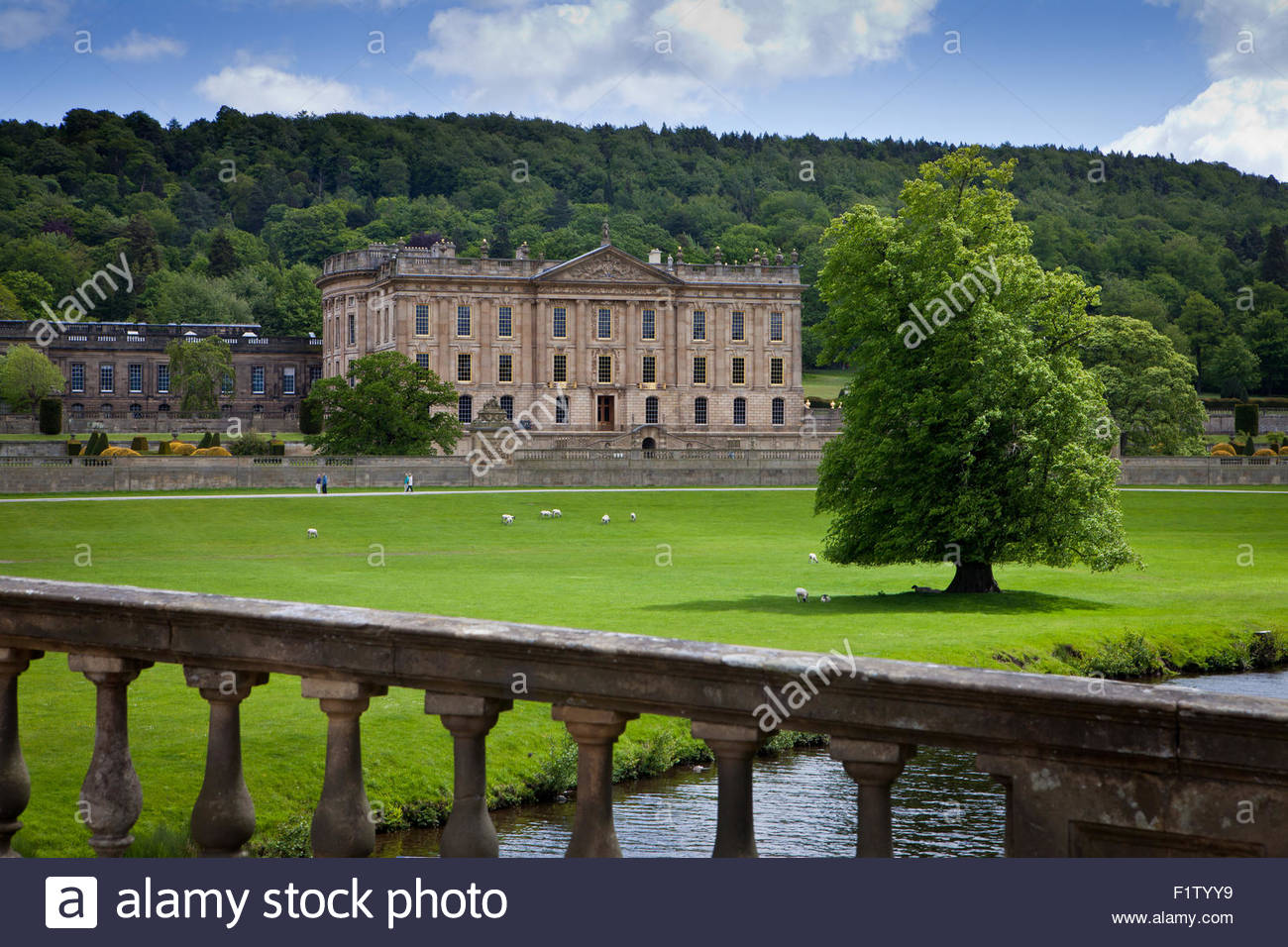 Chatsworth House Derbyshire High Resolution Stock Photography and ...