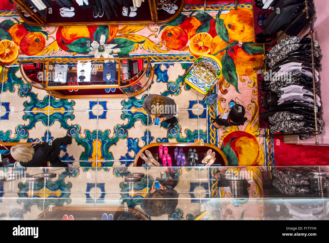 Le printemps paris interior hi-res stock photography and images - Alamy